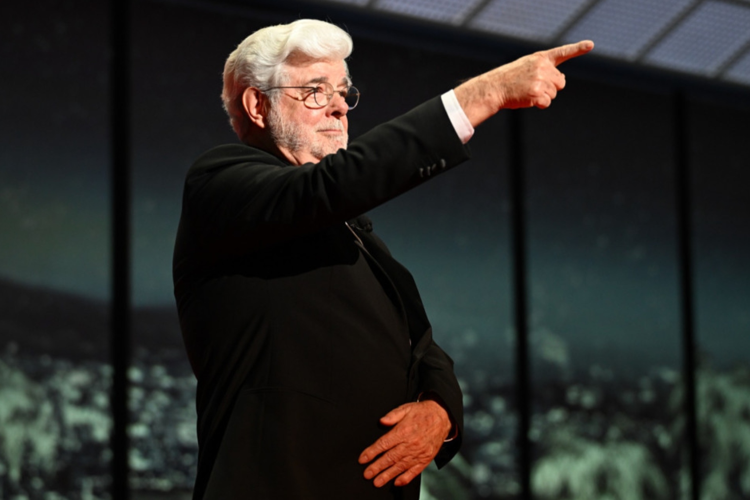 George Lucas não planeja lançar versões originais de Star Wars ...
